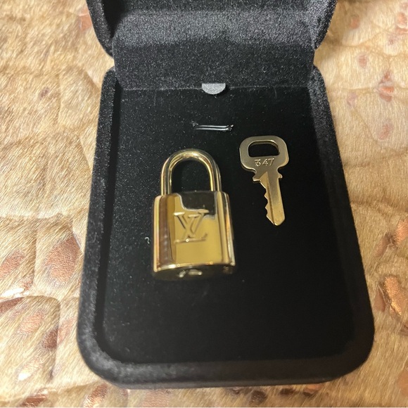 Louis Vuitton | Accessories | Authentic Louis Vuitton Brass Lock Key ...